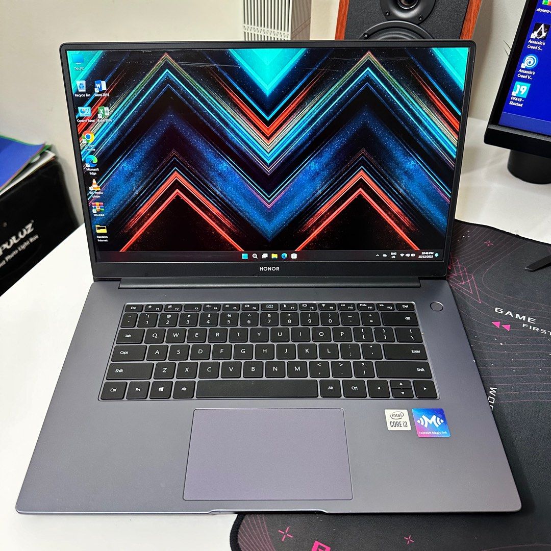 Honor MagicBook X15, i3-10110U, 8GB Ram 256GB SSD, 1.5KG Weight, Type-C ...