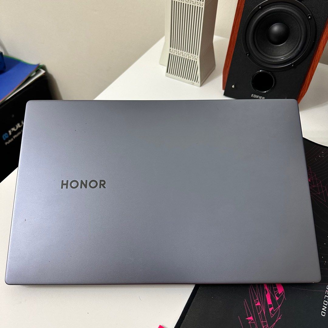 Honor MagicBook X15, i3-10110U, 8GB Ram 256GB SSD, 1.5KG Weight, Type-C ...
