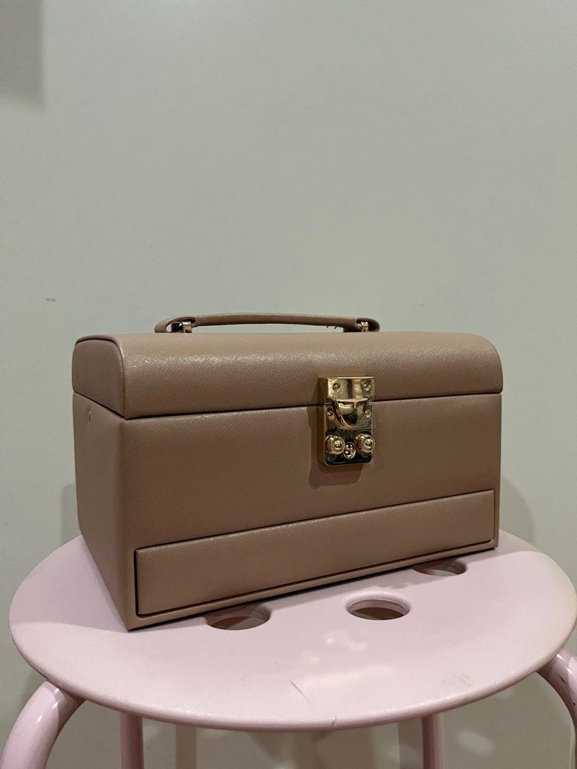 Jewellery Box, Women's Fashion, Jewelry & Organisers, Accessory holder ...