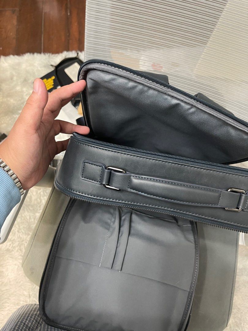 Maverick & Co Explorer Light Backpack PLUS | Travel Office Work Laptop Bag, Women's Fashion ...