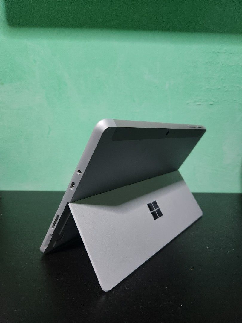 Microsoft Surface Go 2 (128gb storage, 8gb RAM), Computers & Tech ...