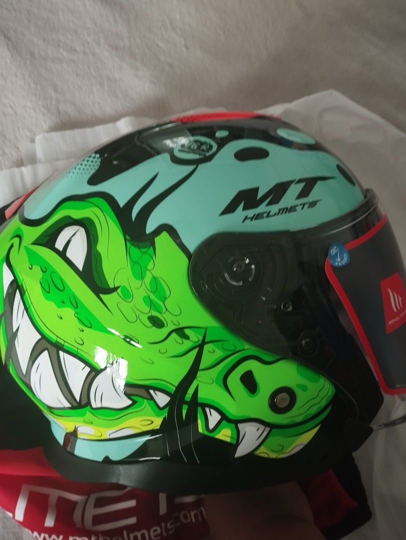 MT Helmet Thunder3 jet Croc, Motorcycles, Motorcycle Apparel on Carousell