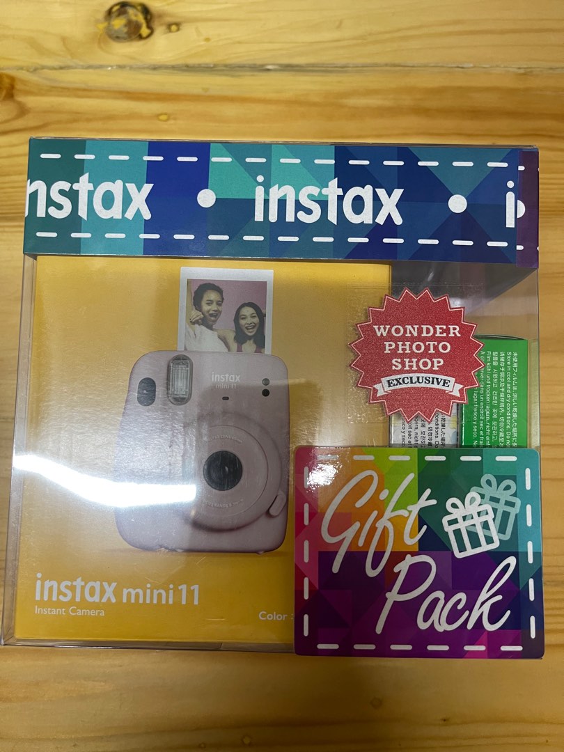 NEW FUJI FILM INSTAX MINI 11 PINK GIFT PACK (WITH 2 free Instax film ...