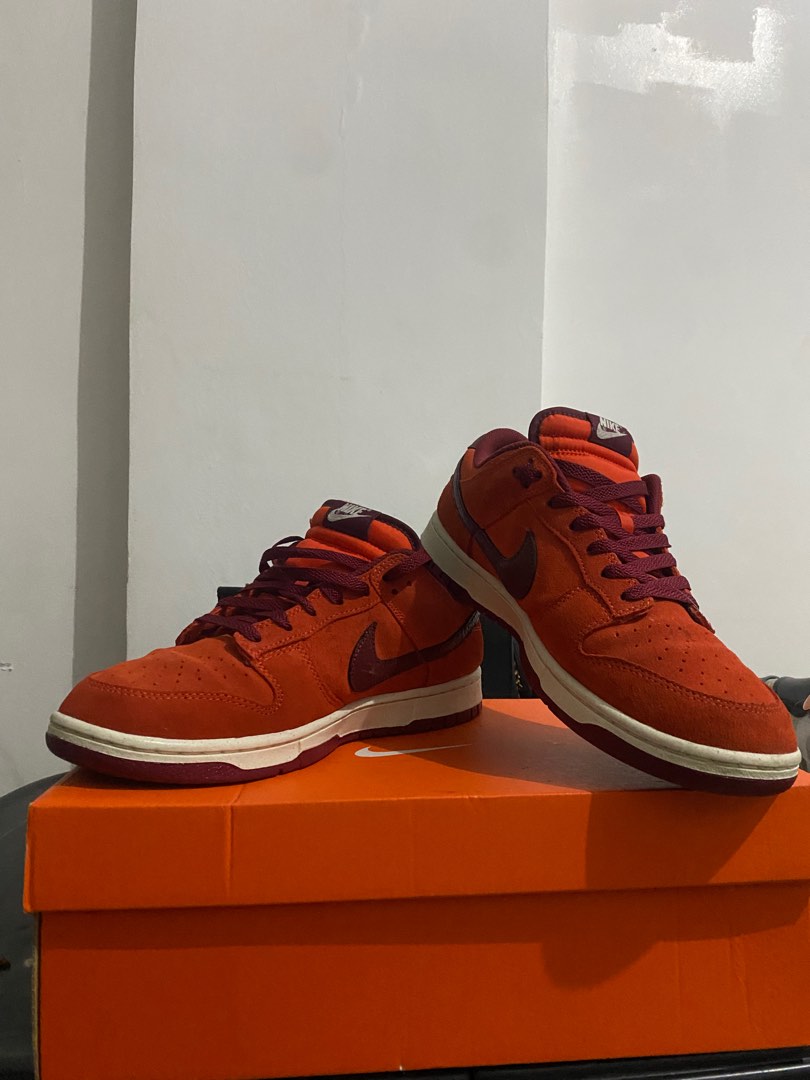 Nike dunk low retro premium (team orange), Men's Fashion, Footwear ...