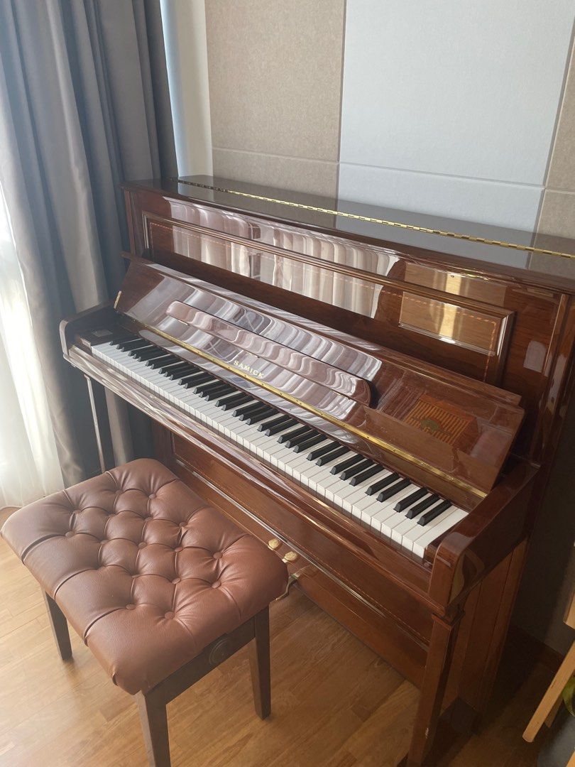 Samick JS118 Piano, Hobbies & Toys, Music & Media, Musical Instruments on Carousell