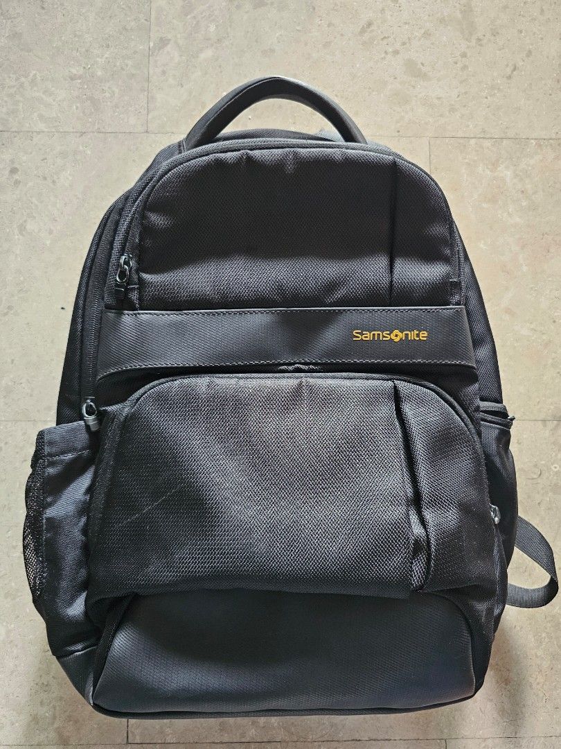 Samsonite Bagpack for sale, Luxury, Bags & Wallets on Carousell