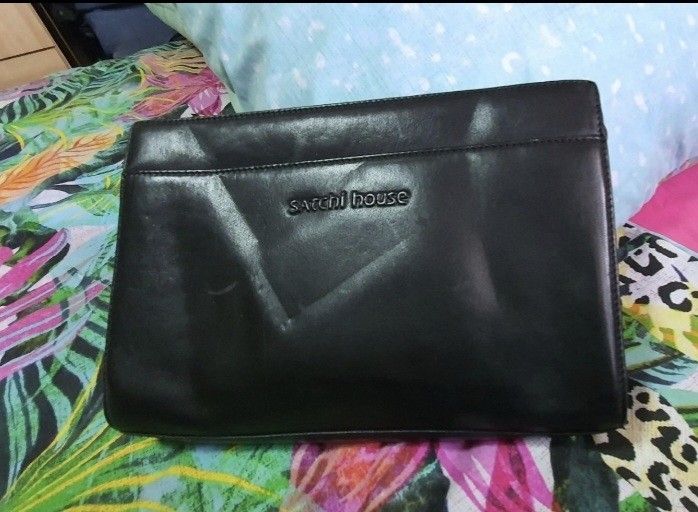 Satchi House Gent's Leather Clutch, Men's Fashion, Bags, Belt bags, Clutches and Pouches on ...