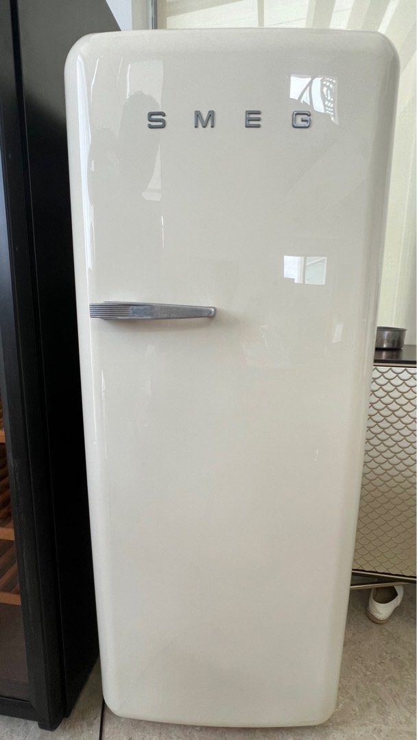 Smeg 281L Retro Classic Beige Fridge, TV & Home Appliances, Kitchen ...