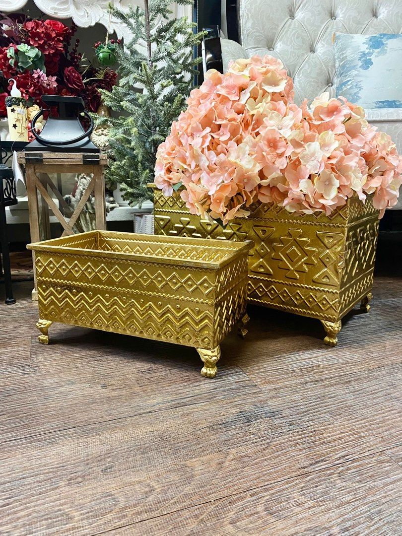 Sold sept- 3 sizes Lux design gold planter box, Furniture & Home Living ...