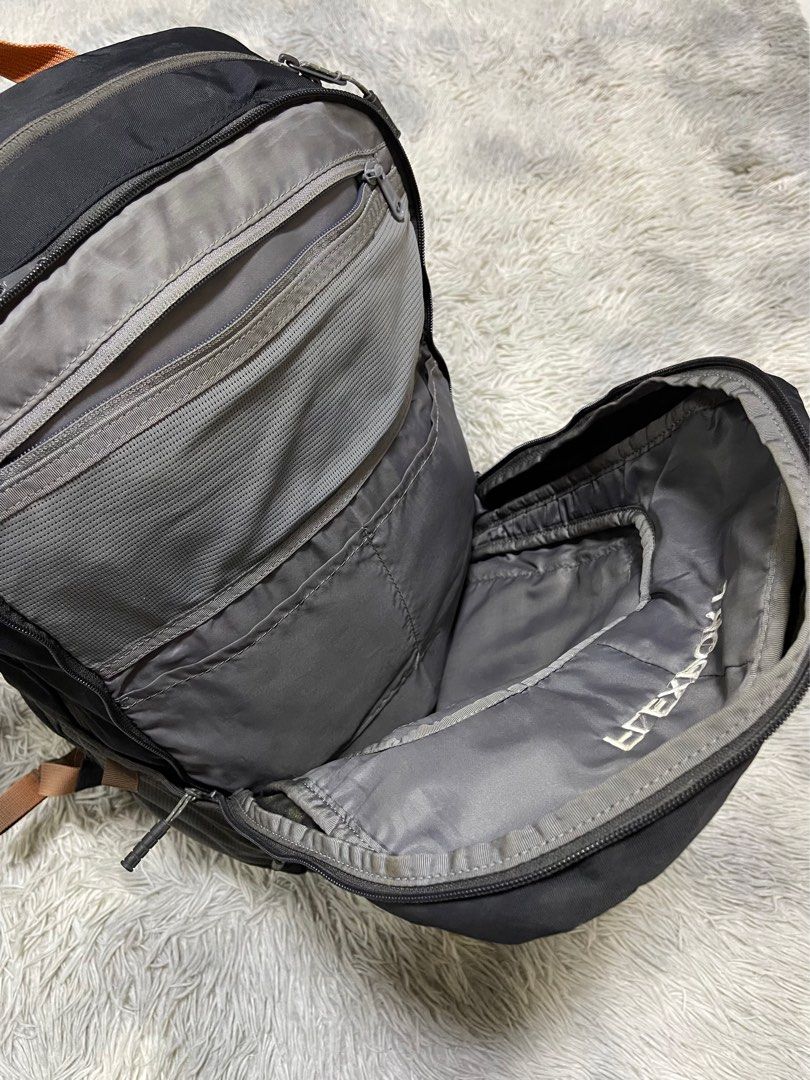 TIMBUK2 Flexport Backpack, Men's Fashion, Bags, Backpacks on Carousell