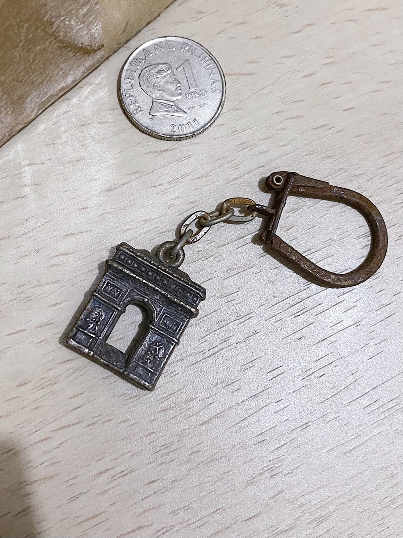 (Vintage) Arc De Triomphe - Paris, France - Keychain, Hobbies & Toys ...