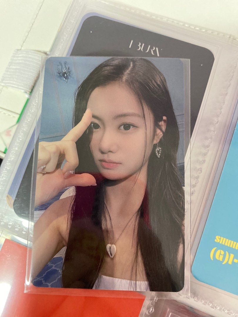 WTS le sserafim lesserafim lsfm garam weverse shop pc, Hobbies & Toys ...