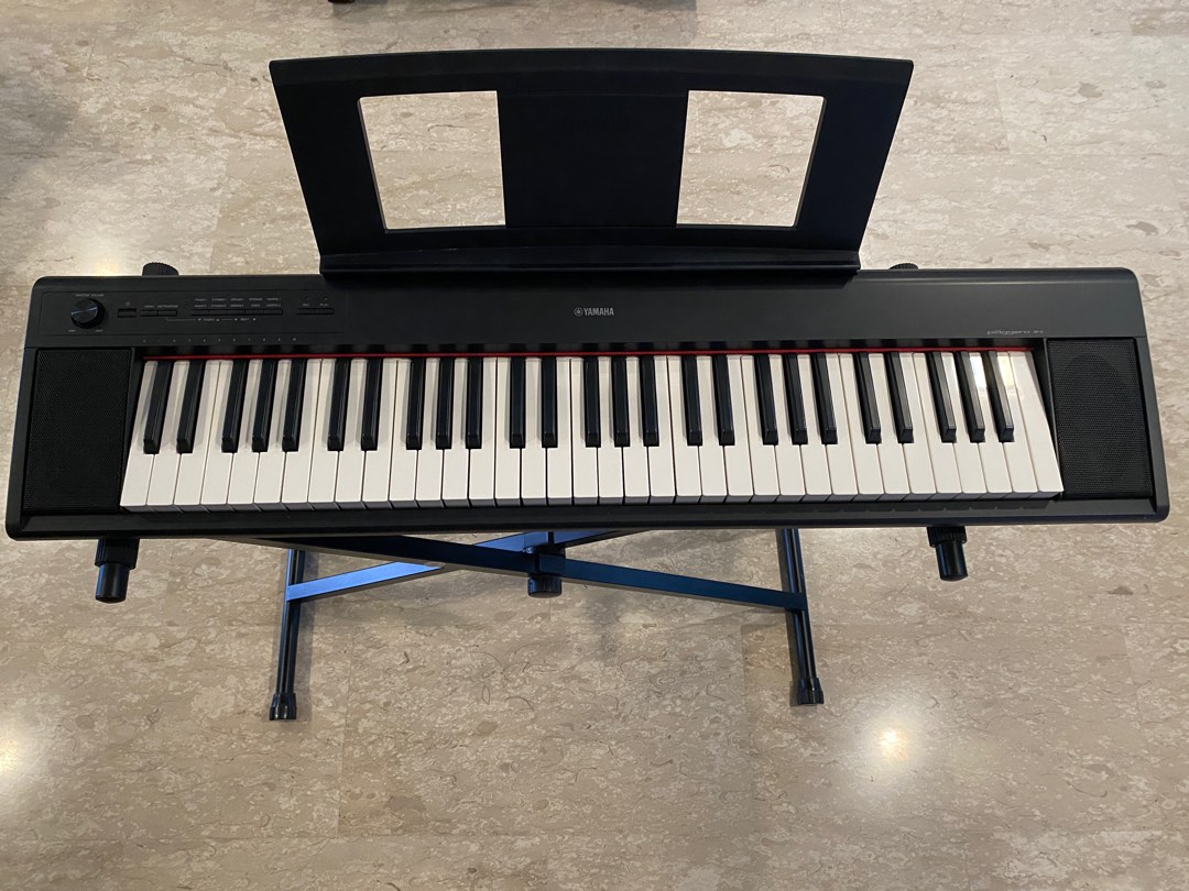 Yamaha Keyboard piaggero NP-12, Hobbies & Toys, Music & Media, Musical ...