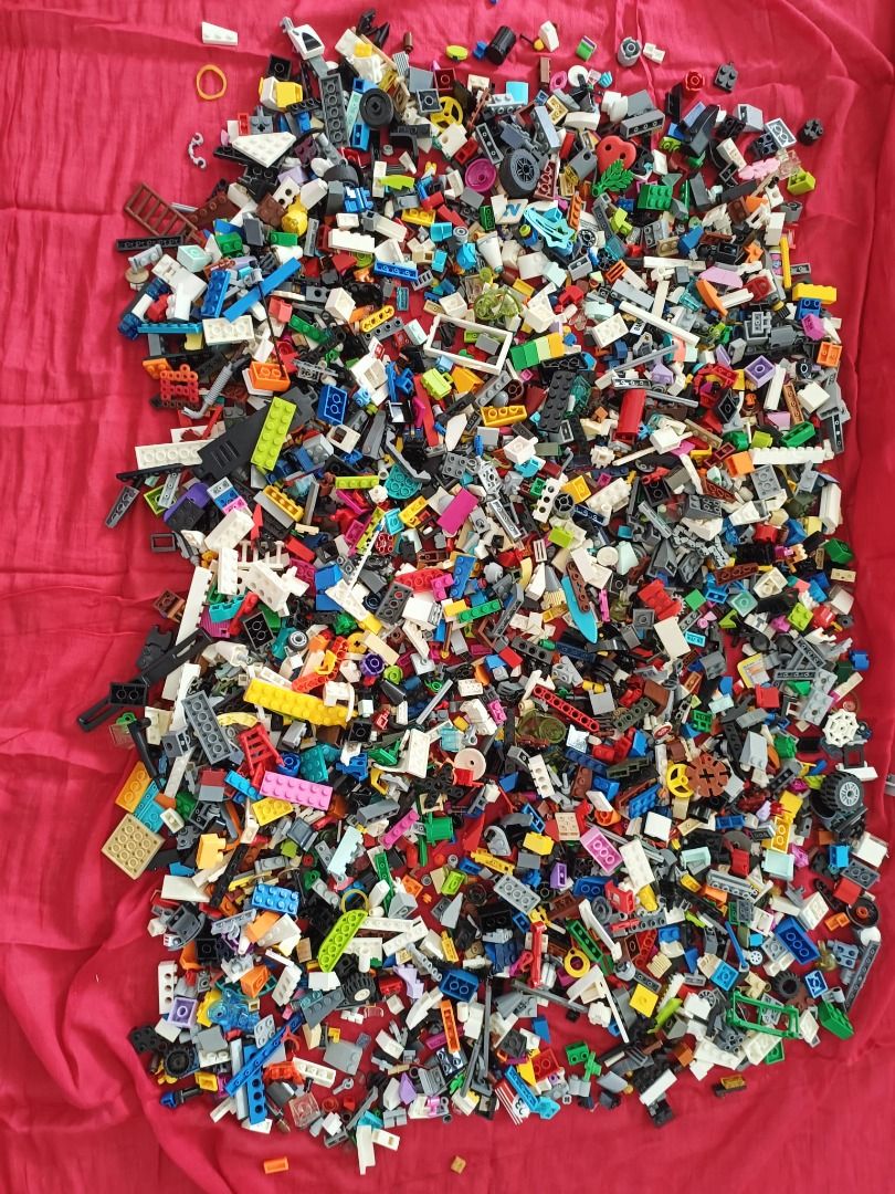 2.6Kg worth of LEGO, original, Hobbies & Toys, Toys & Games on Carousell