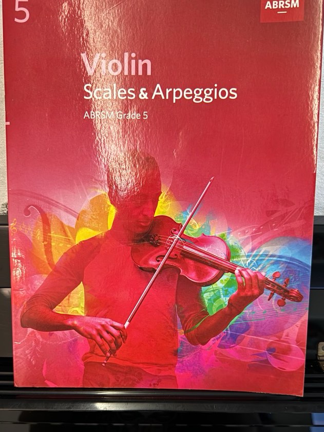 Abrsm violin scales grade 5 and specimen aural test grades 4&5, Hobbies ...