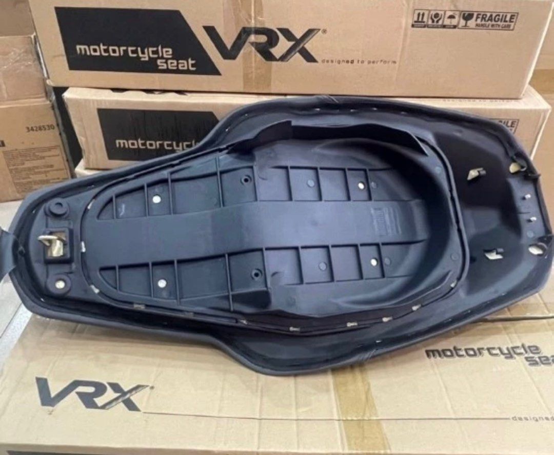 Aerox V2 VRX Racing Seat, Sports Equipment, Bicycles & Parts, Parts & Accessories on Carousell