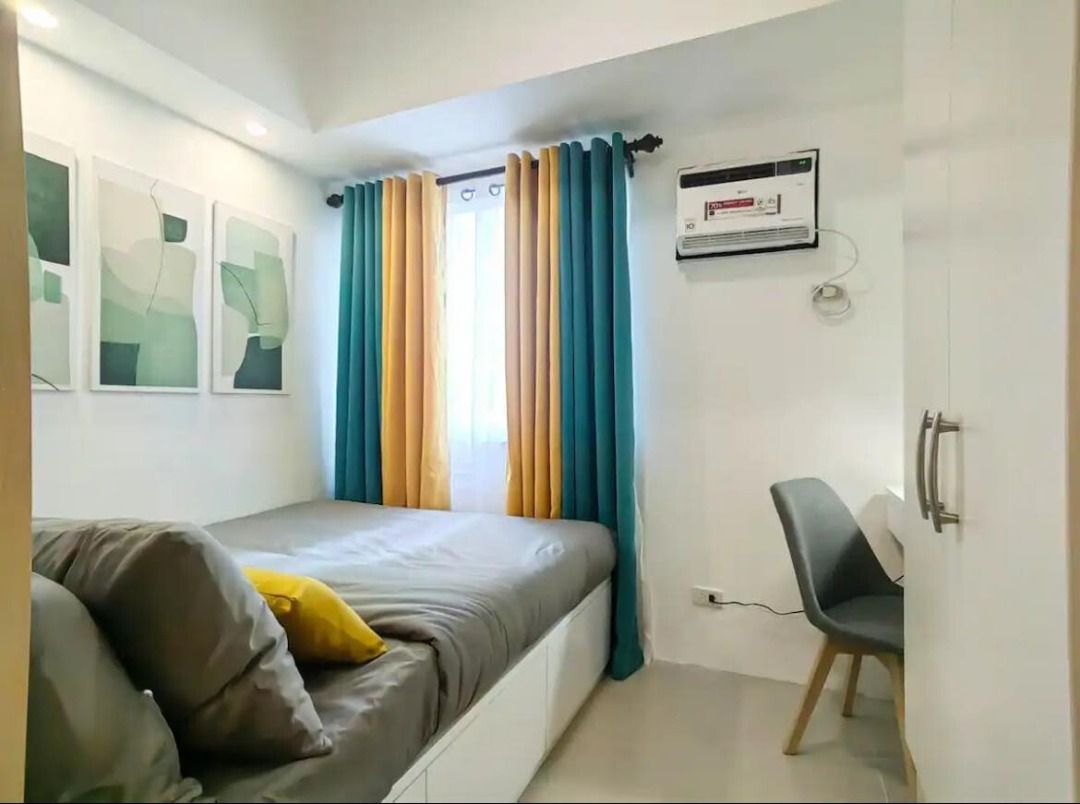 AirBNB Ready Condo 1 Bedroom with Parking in SMDC Light Residences ...