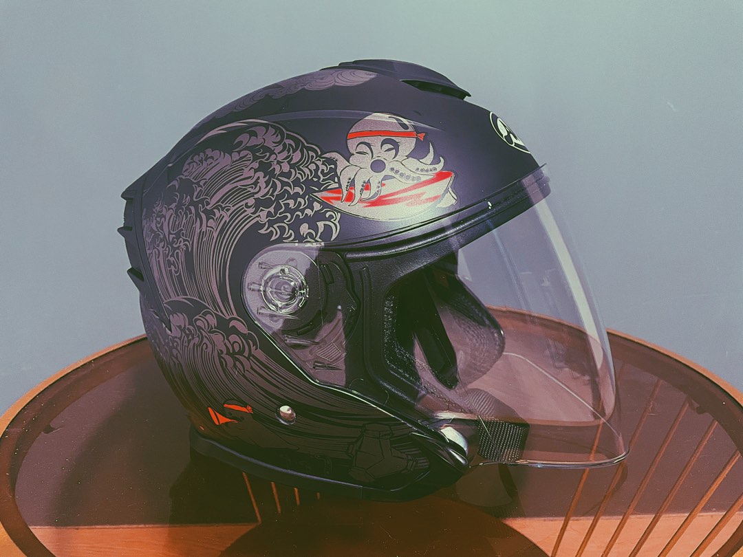 Aki AK7 Ocean Helmet (Matte Black & Red), Motorcycles, Motorcycle ...