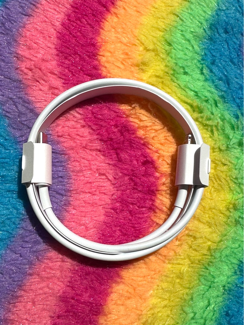 Apple Lighting charging cable to USB-C 1 meter (ORIGINAL + NEW), Mobile ...