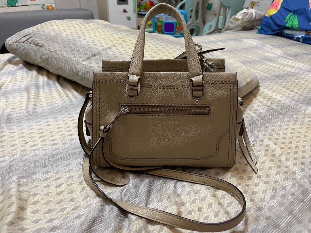Authentic Mark Jacobs, Luxury, Bags & Wallets on Carousell