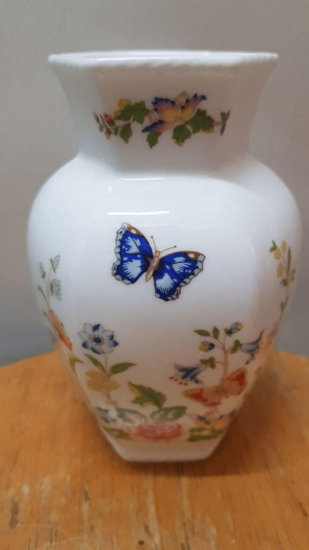Aynsley Fine English Bone China Cottage Garden Vase with butterfly and ...
