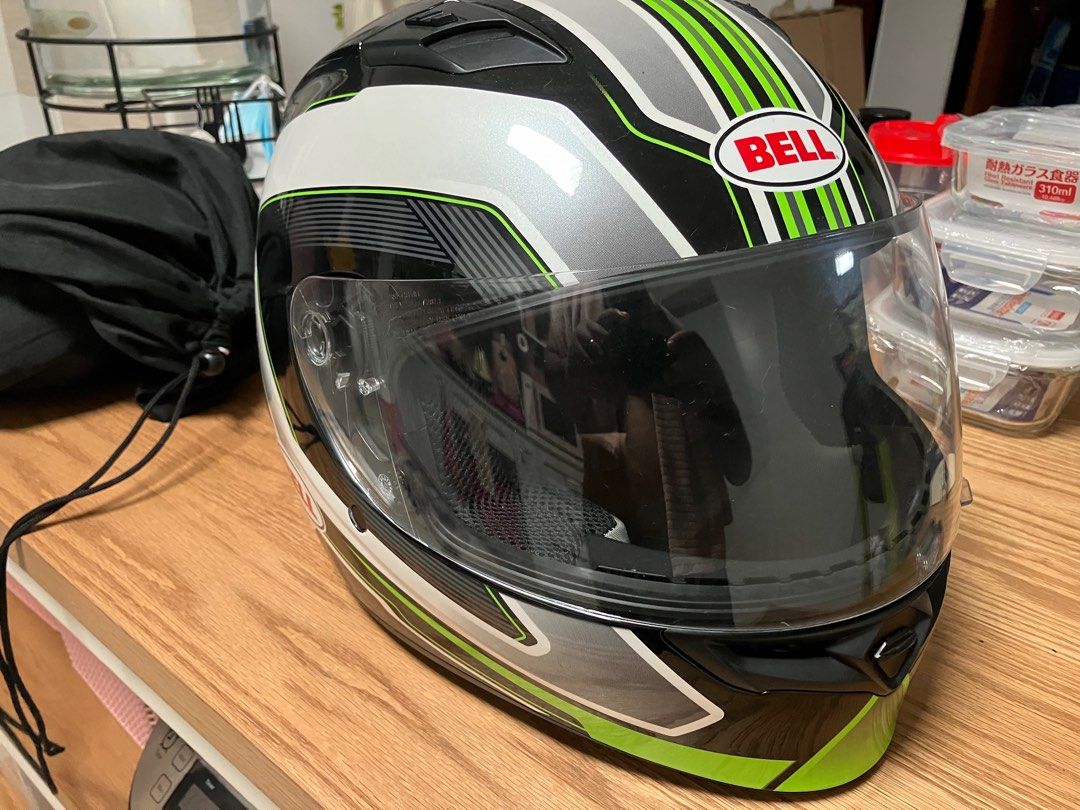 Bell Full Face Helmet, Motorcycles, Motorcycle Apparel on Carousell