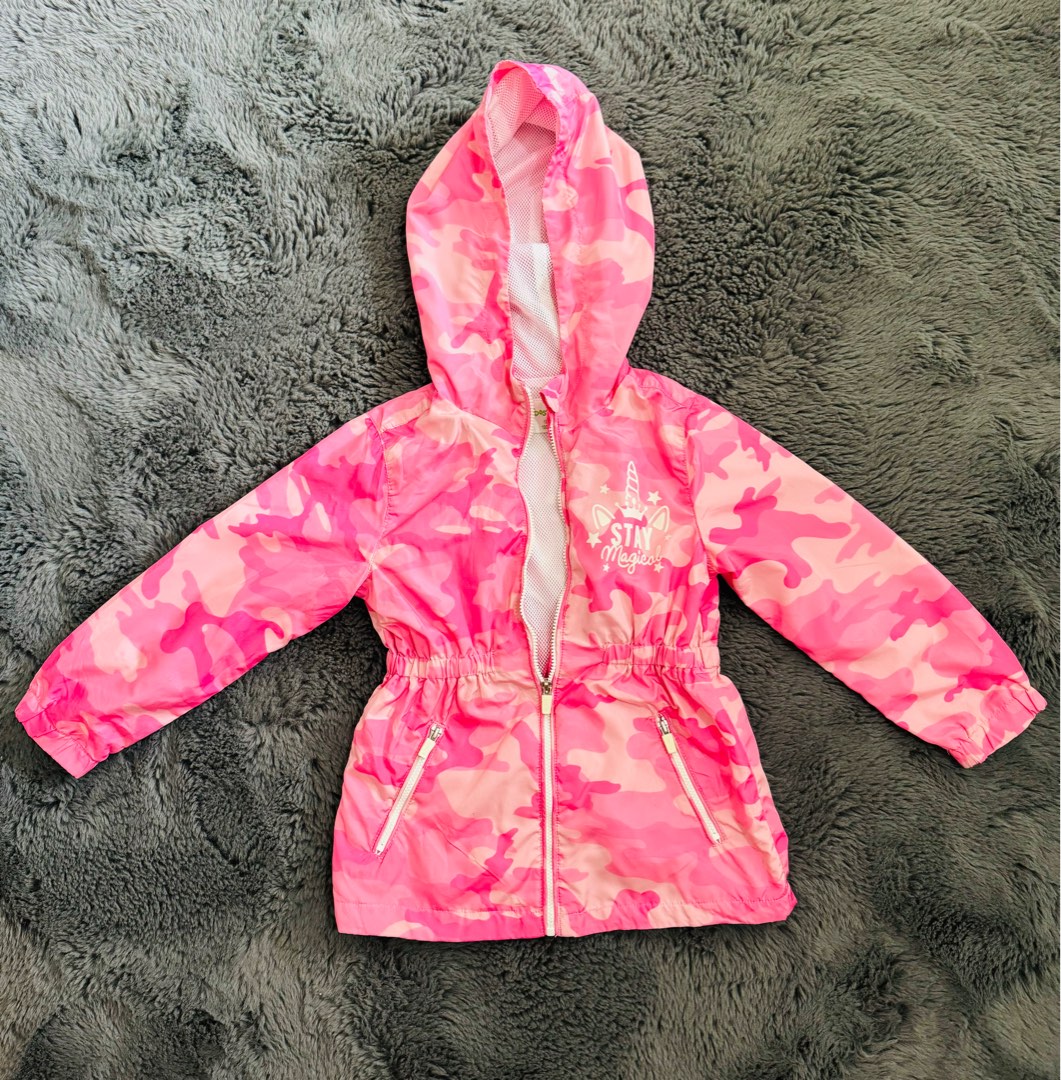 Bossini raincoat 3-4 yrs old, Babies & Kids, Babies & Kids Fashion on Carousell