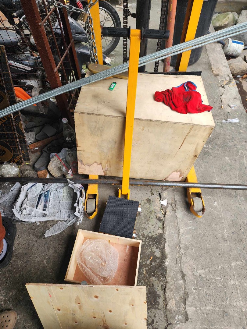 Carrying Tank Trolley, Commercial & Industrial, Industrial Equipment on ...