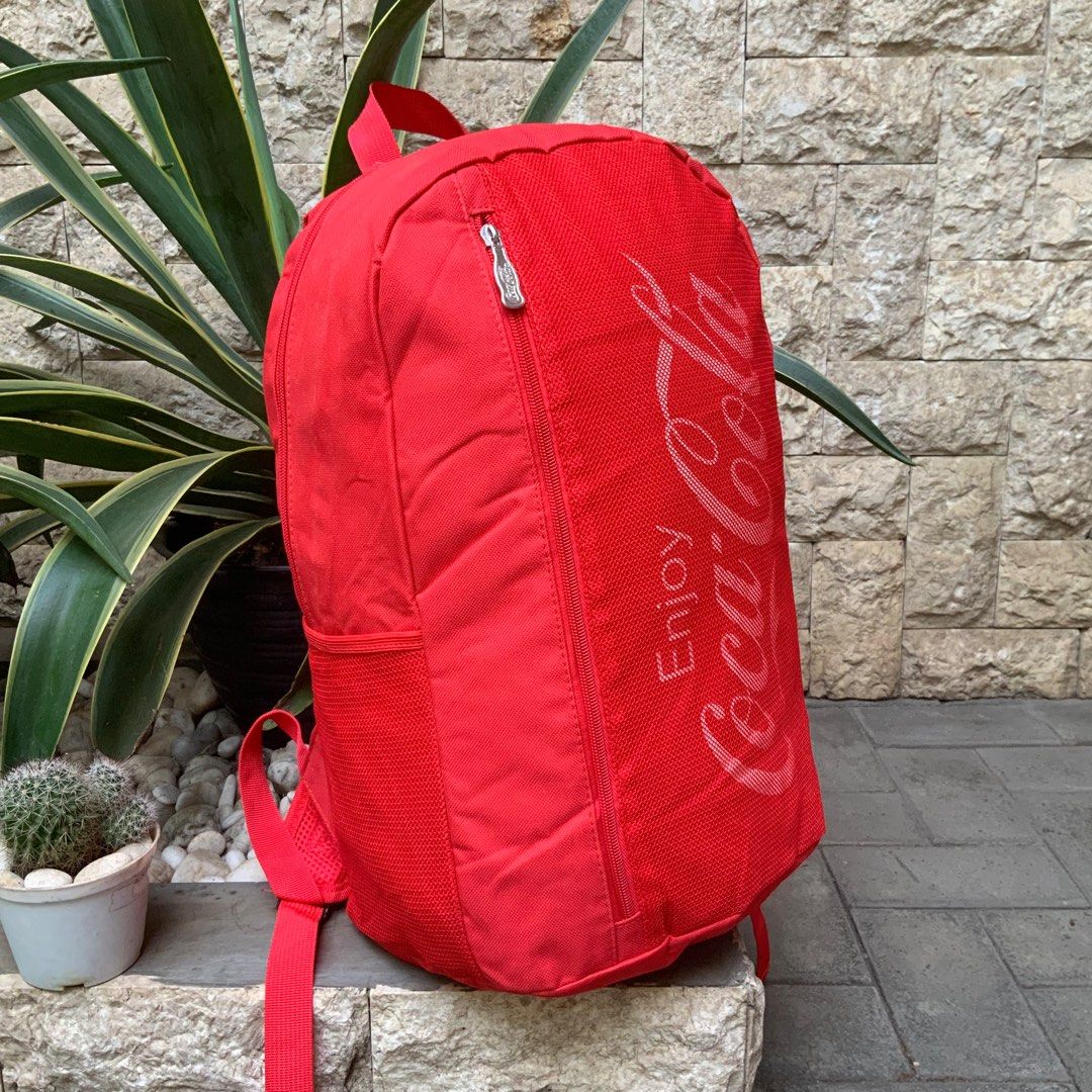 COCA COLA VINTAGE OFFICIAL JAPAN MERCH BACKPACK, Fesyen Pria, Tas ...