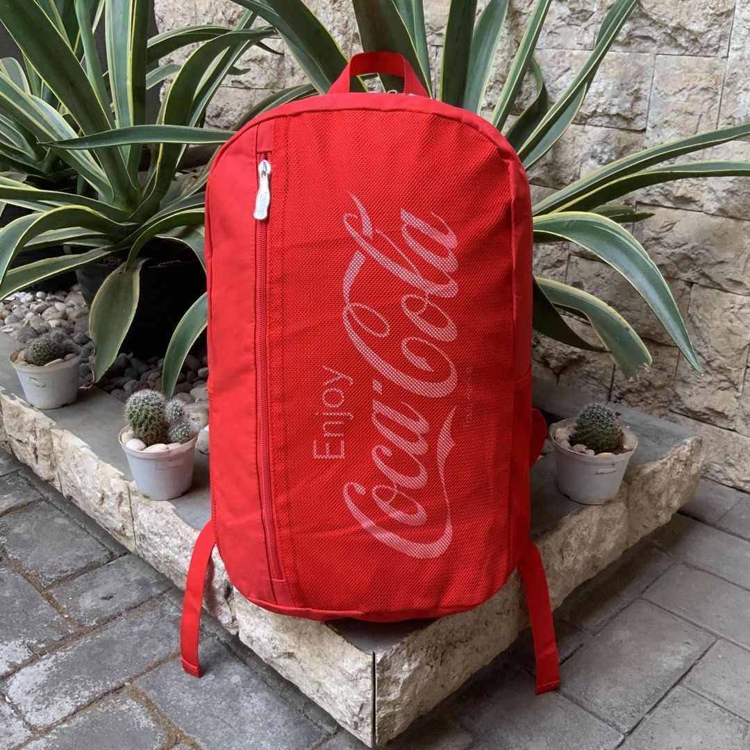 COCA COLA VINTAGE OFFICIAL JAPAN MERCH BACKPACK, Fesyen Pria, Tas ...