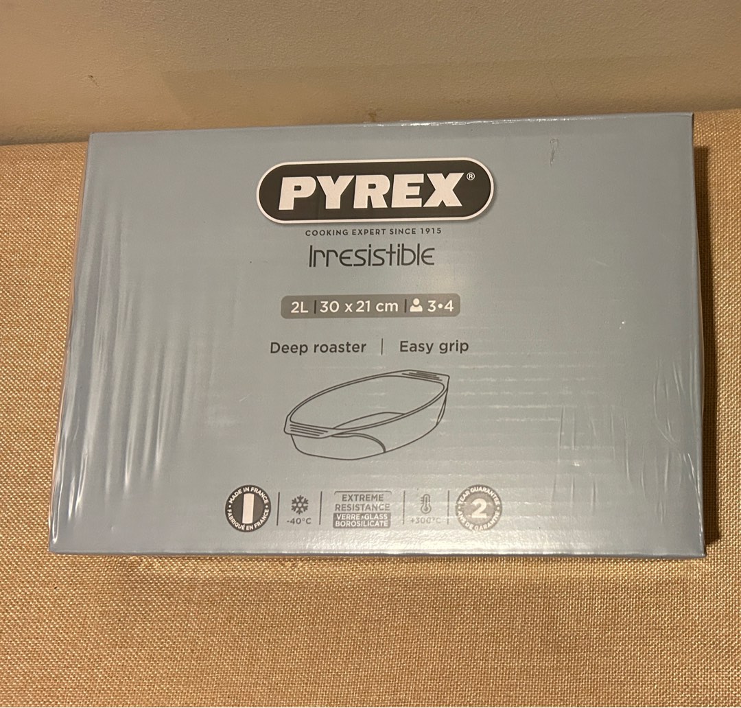 Corelle Pyrex roasting dish, Furniture & Home Living, Kitchenware ...