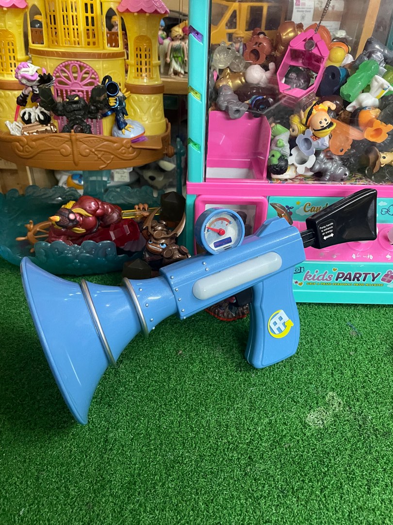 Despicable me toys, Hobbies & Toys, Toys & Games on Carousell