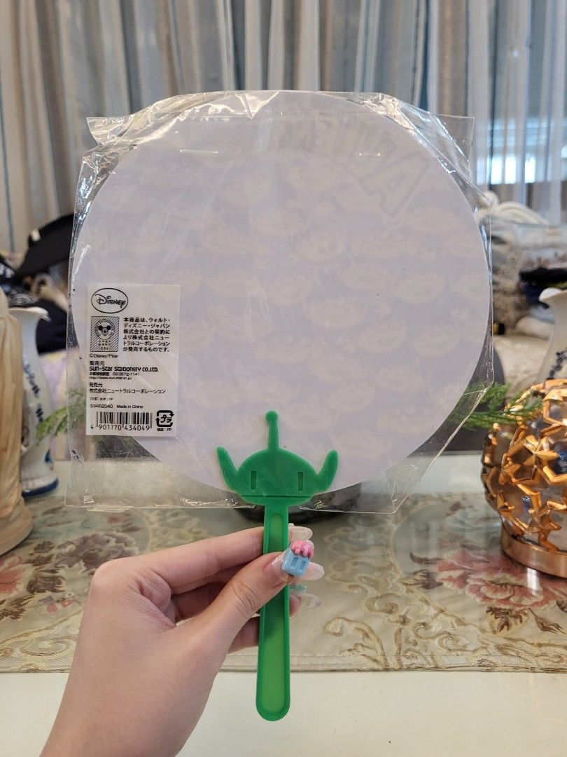 Disney/Pixar Toy Story Little Green Men Fan, Hobbies & Toys, Toys ...