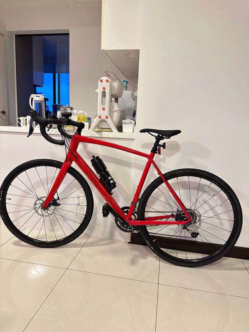 Domane AL 2 Disc size 58cm, Sports Equipment, Bicycles & Parts ...