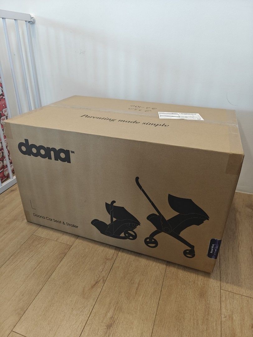 Doona 2-in-1 Stroller & Car Seat (BNIB) - FREE Delivery - Royal Blue ...