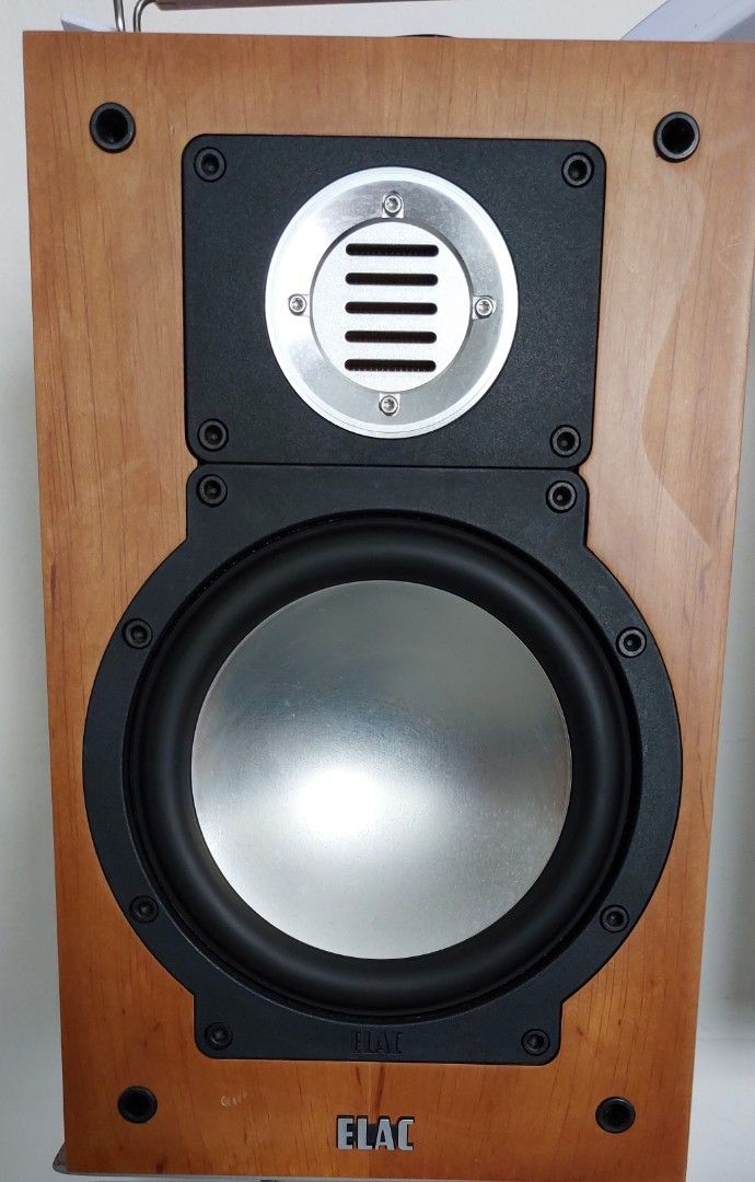Elac 205 Speakers with stand, Audio, Soundbars, Speakers & Amplifiers ...