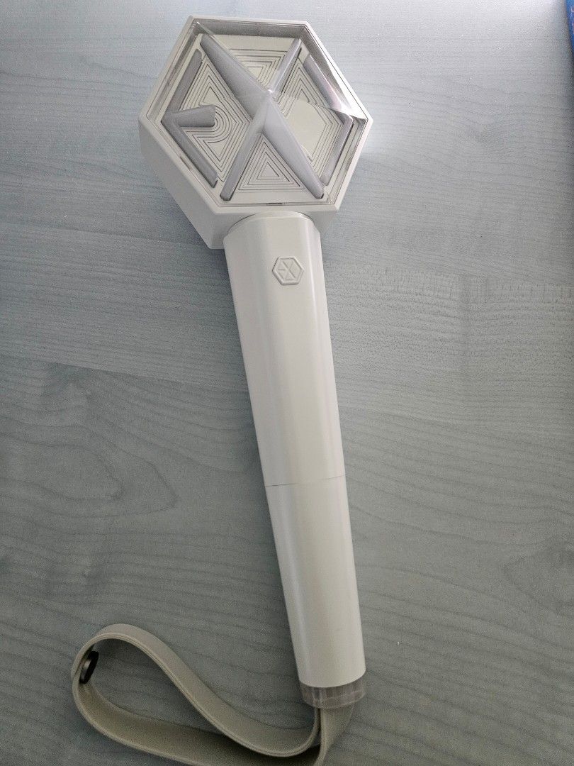 Exo concert light stick, Hobbies & Toys, Memorabilia & Collectibles, K ...