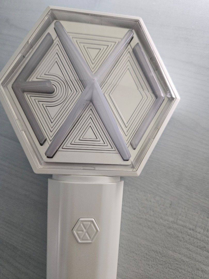 Exo concert light stick, Hobbies & Toys, Memorabilia & Collectibles, K ...