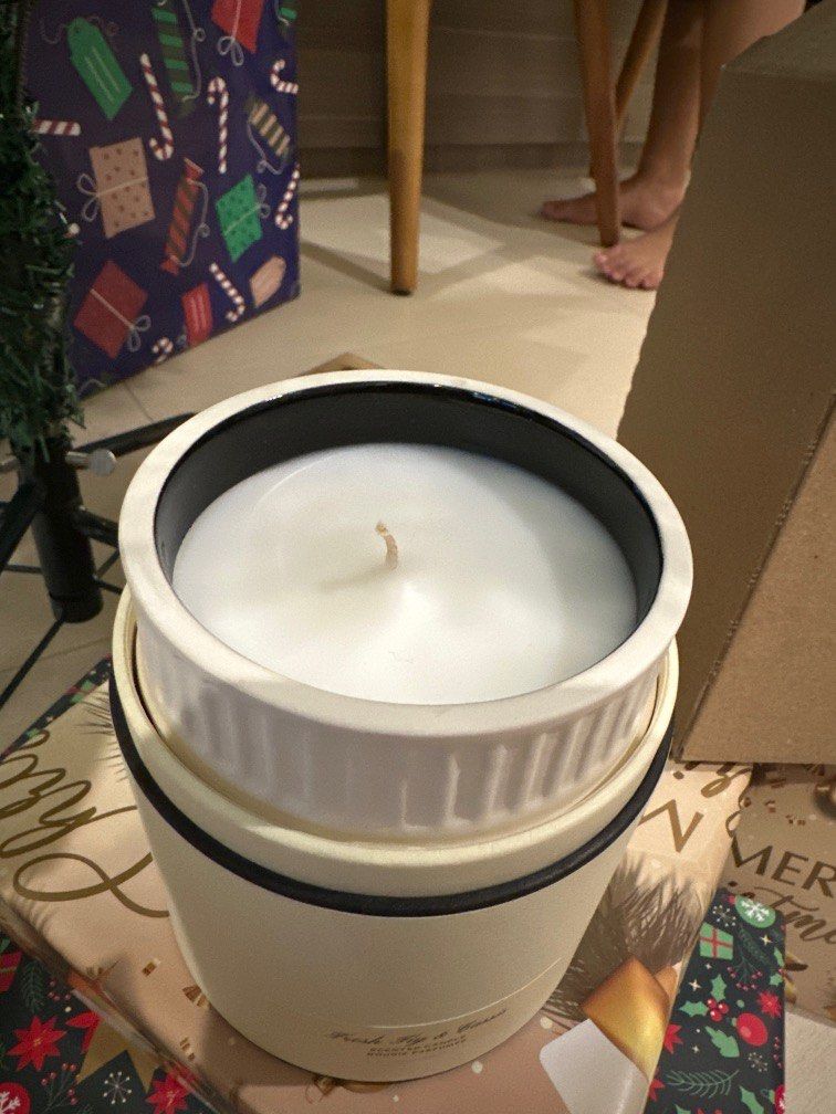 Fresh fig & cassia candle 300g, Furniture & Home Living, Home Fragrance ...
