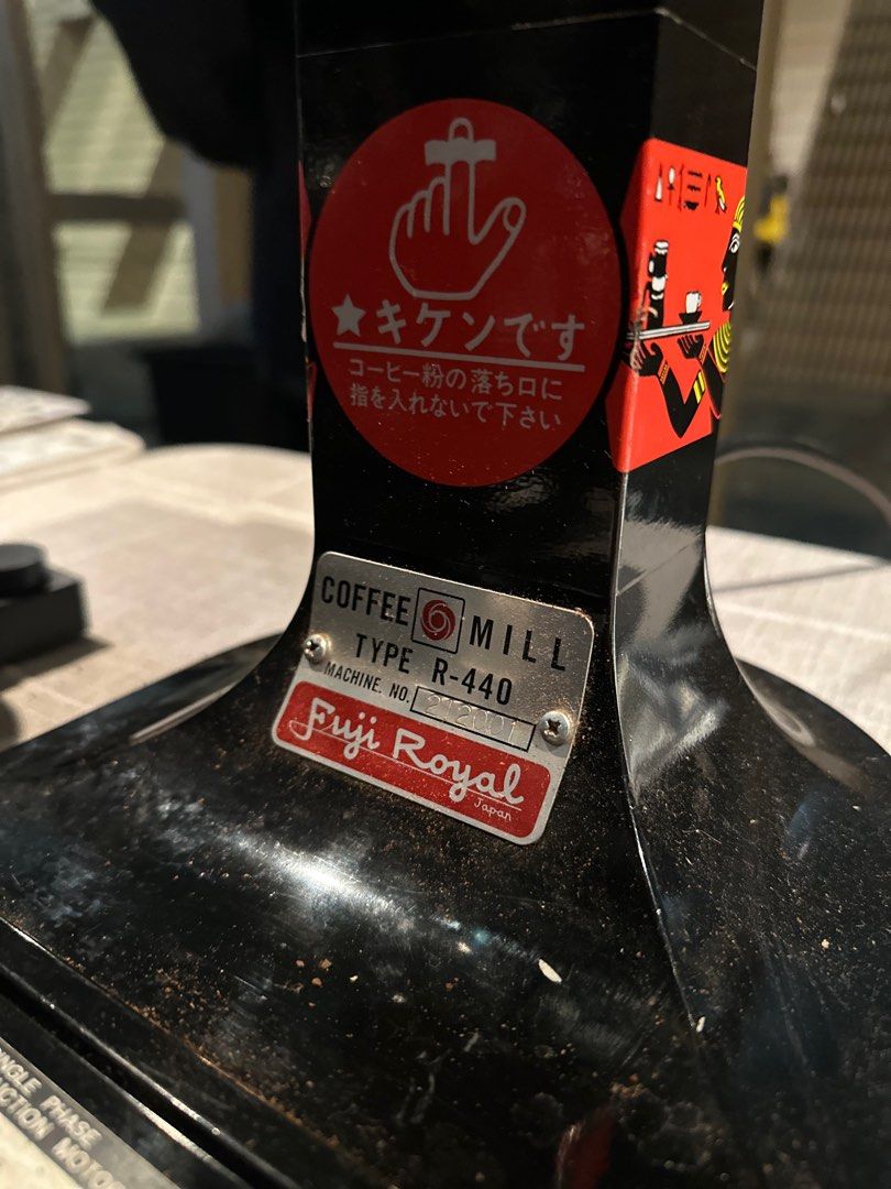 Fuji Royal咖啡磨豆機鬼齒R-440, 家庭電器, 廚房電器, 咖啡機及咖啡壺 - Carousell