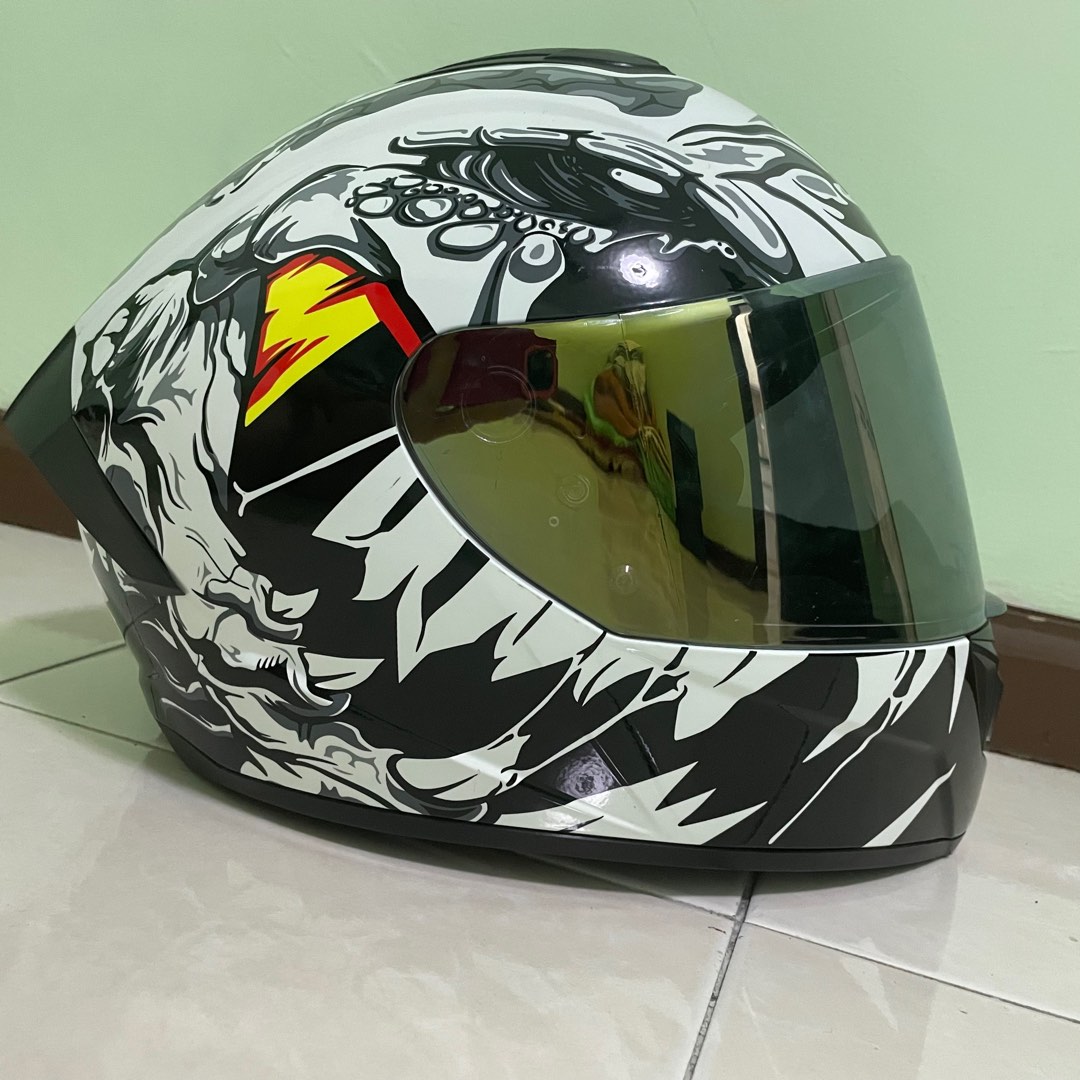 Full face helmet + night wizer, Motorbikes on Carousell