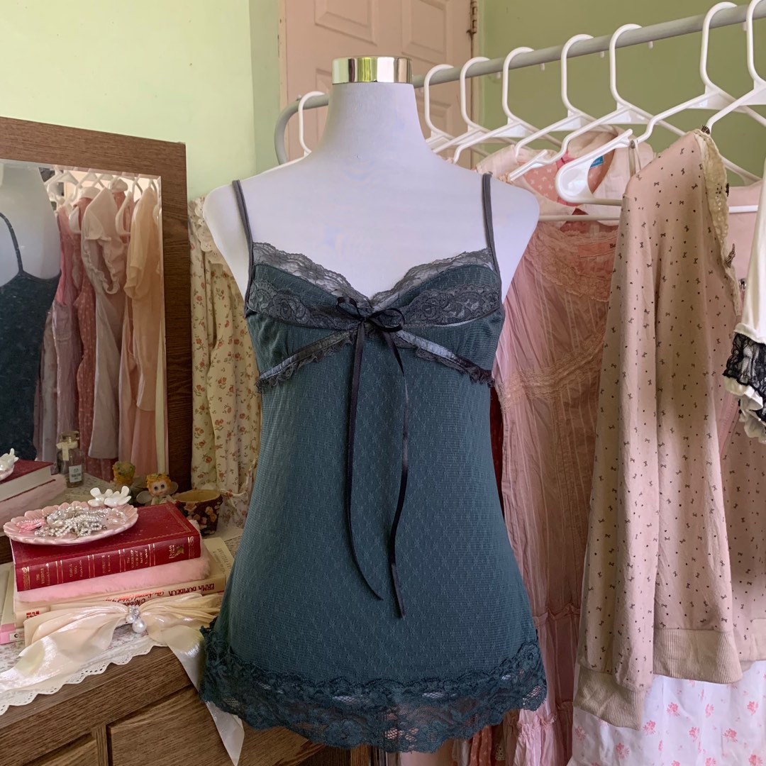 grey laced top dark coquette fairycore vintage, Women's Fashion, Tops ...