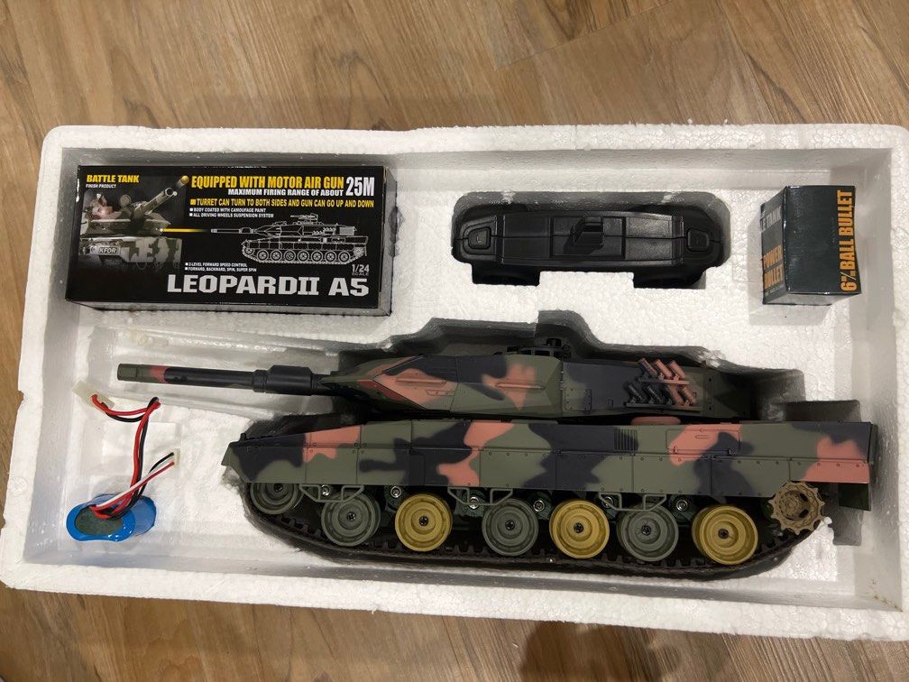 Heng Long RC Leopard 2 A5 Tank 1:24 scale, Hobbies & Toys, Toys & Games ...
