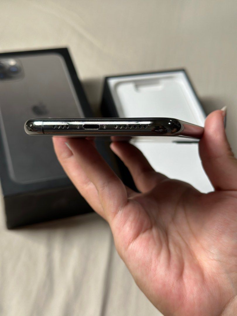 iPhone 11 Pro Max 256 GB- BLACK Factory Unlocked, Mobile Phones ...