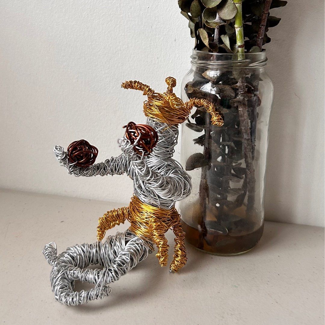 Juggling Man Sitting Wire Sculpture Home Decor Handmade DIY Table ...