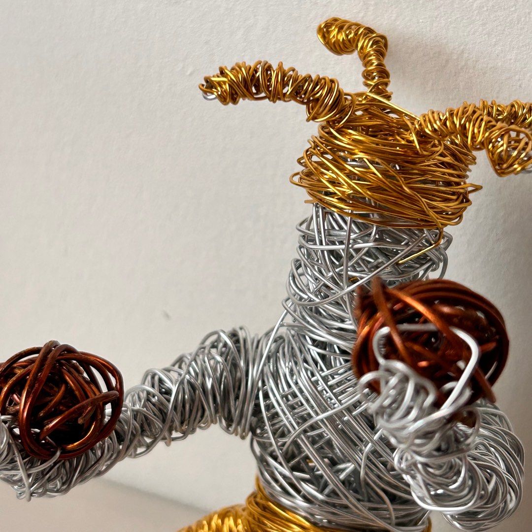 Juggling Man Sitting Wire Sculpture Home Decor Handmade DIY Table ...