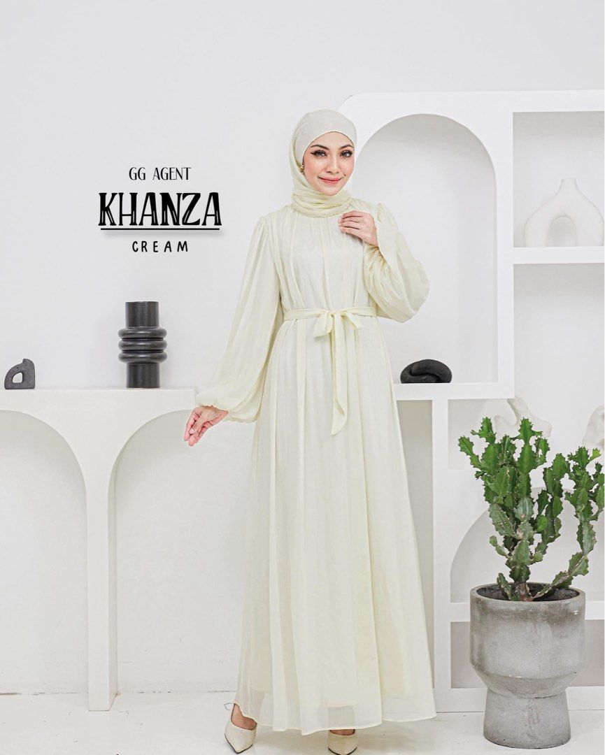 KHANZA ABAYA, Women's Fashion, Muslimah Fashion, Kaftans & Jubahs on ...