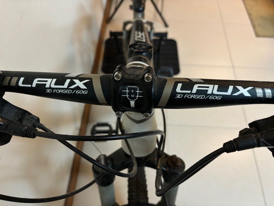 Laux 350 mountain bike with hydraulic brake disc, Sports Equipment ...