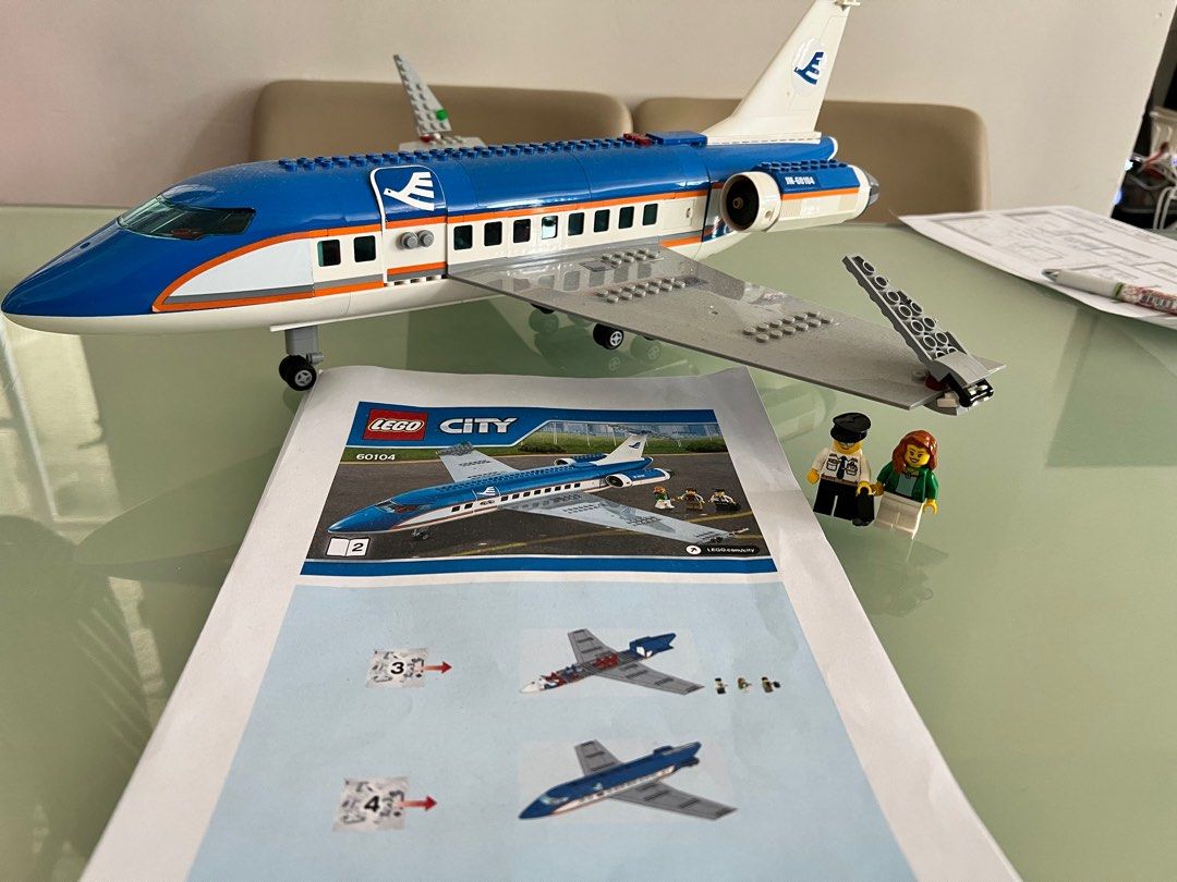 Lego city 60104 - airport passenger terminal , 興趣及遊戲, 旅行, 旅遊 - 旅行必需品及用品 ...