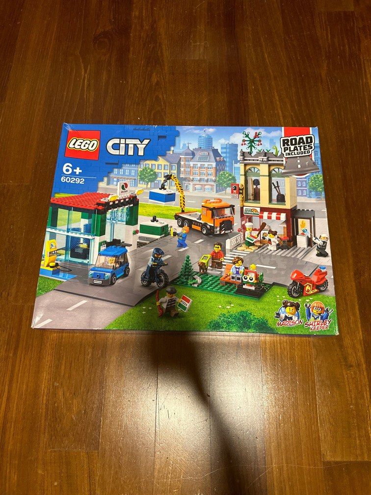 LEGO City Town Center 60292, Hobbies & Toys, Toys & Games on Carousell